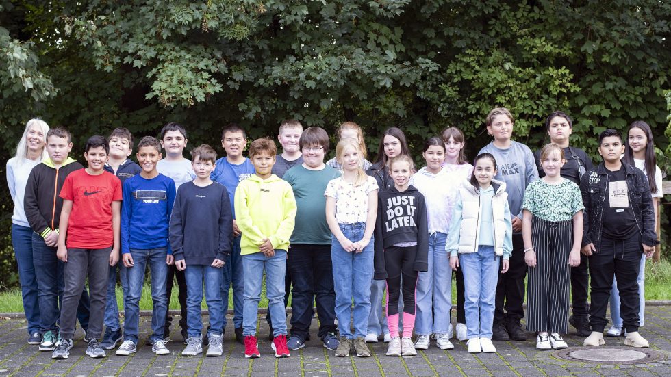 Klassenfotos 2023/2024 - Realschule Heiligenhaus